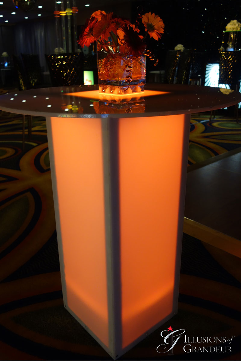 16.LED-Acrylic-Cocktail-Table | Illusions of Grandeur II, Inc.